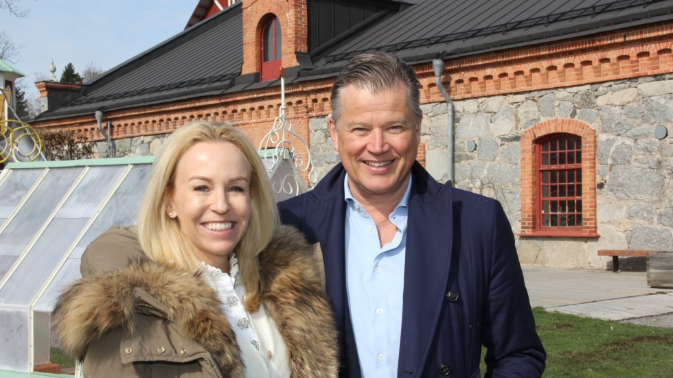 Societetsparet Taube skiljer sig