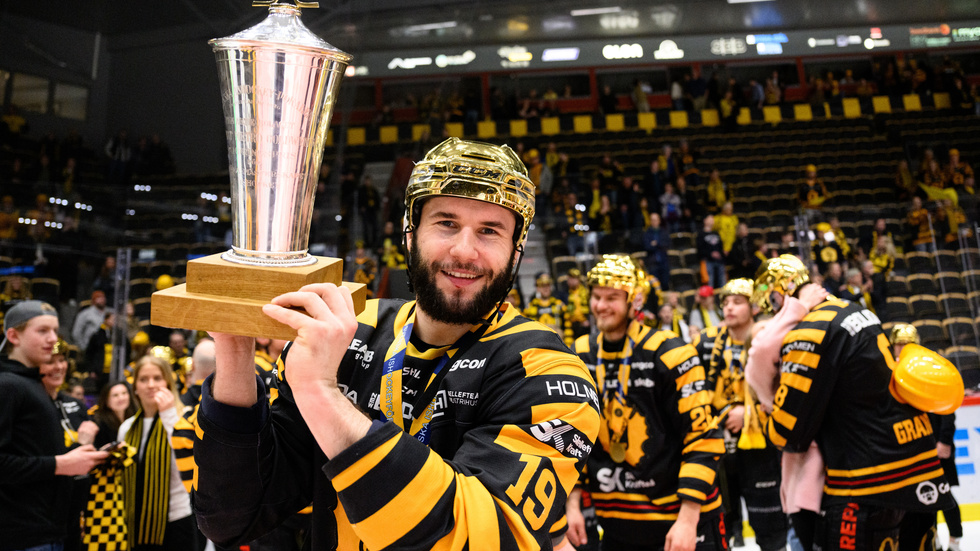 ROBIN LINDGREN: "Helt rätt att inte förlänga med Dzierkals och Granberg"