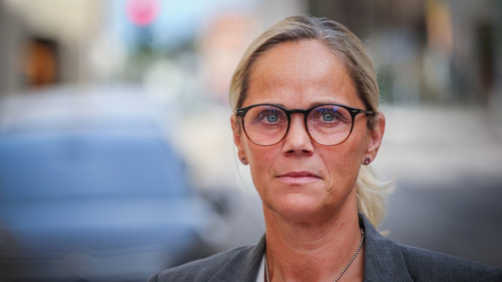 Hon är en av Sveriges bäst betalda kommundirektörer