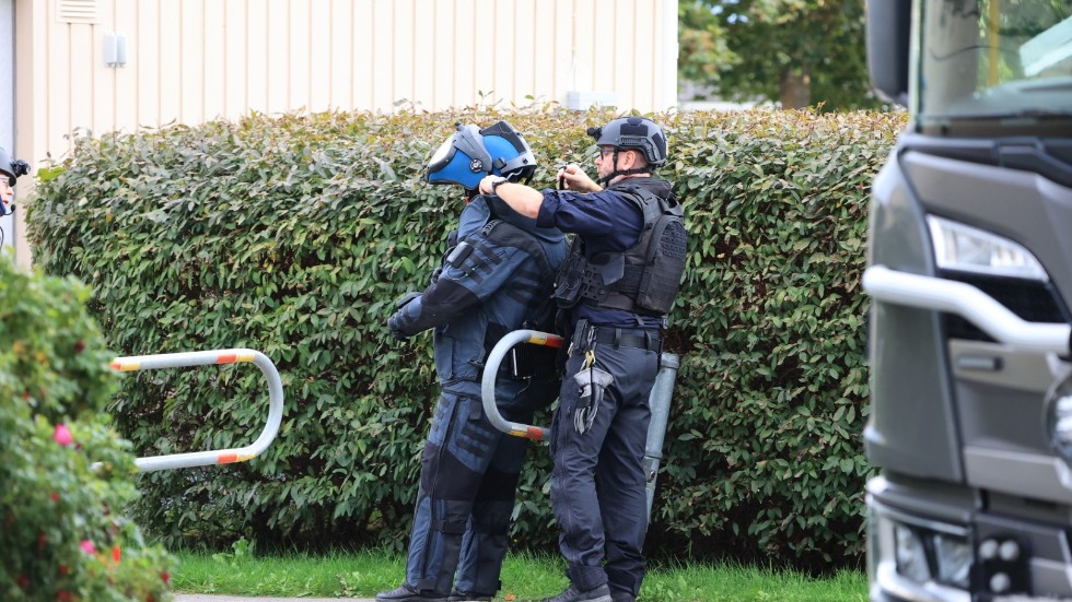 Låda orsakade stort polispådrag – bombskyddet fick rycka in