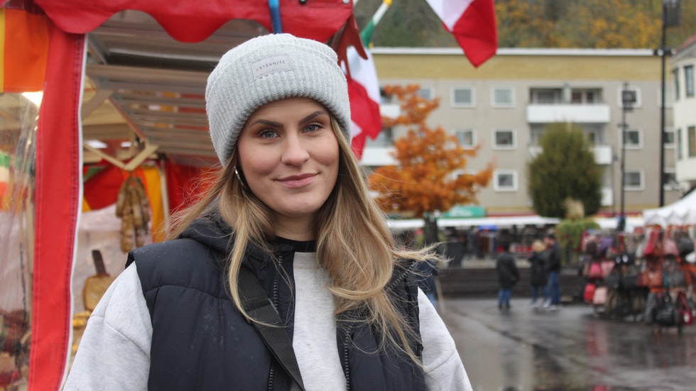 Besökte marknaden för första gången: "Det är mysigt"