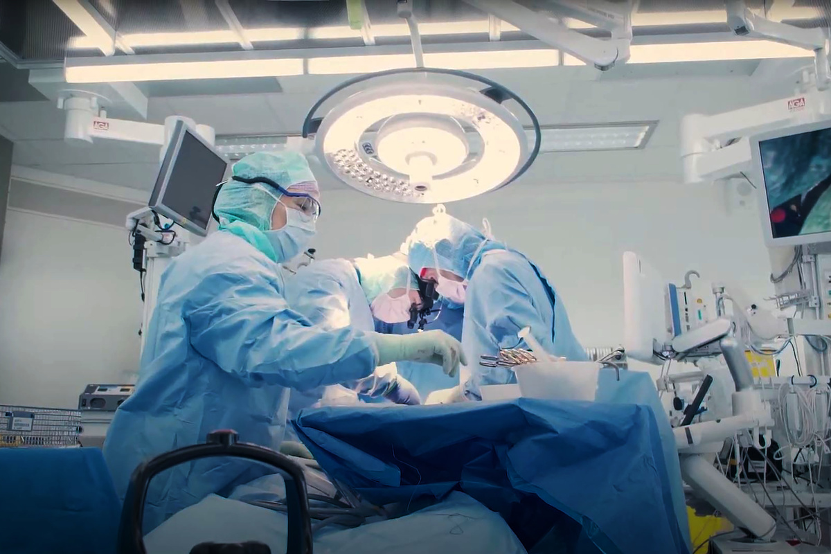 Patient testade positivt – operation fick skjutas upp – NSD