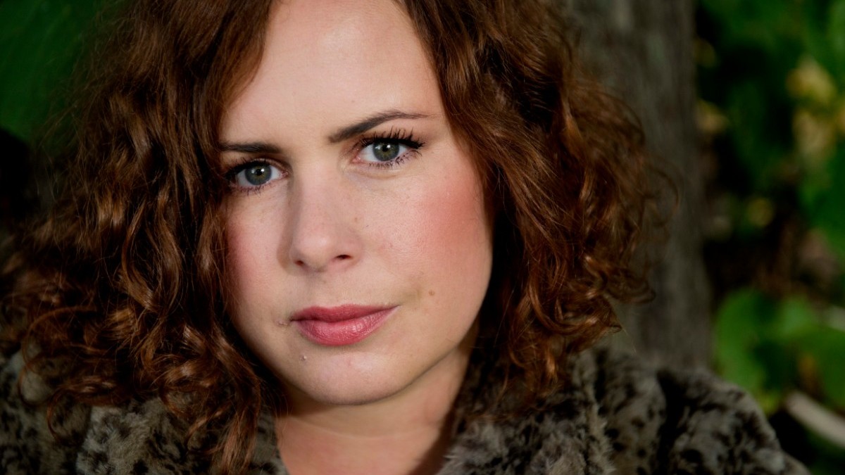 Hanna Hellquist gör trädgårdsprogram