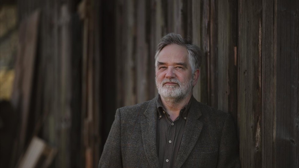 Erik Anderssons perfekta grogg får läsaren att vilja flytta ut på landet och skotta snö