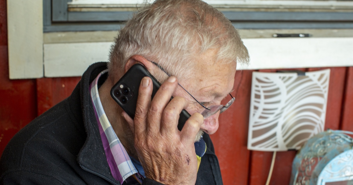 LEDARE: Stryp utrymmet för skurkar som lurar äldre