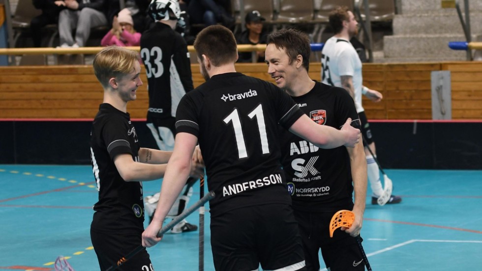 41-åringens hattrick tog IBK mot nytt kontrakt