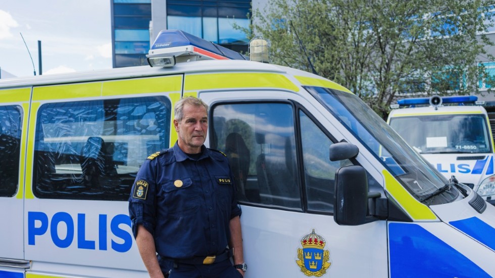 Polisen: Anhöriga tränger sig in på akuten och skrämmer personal