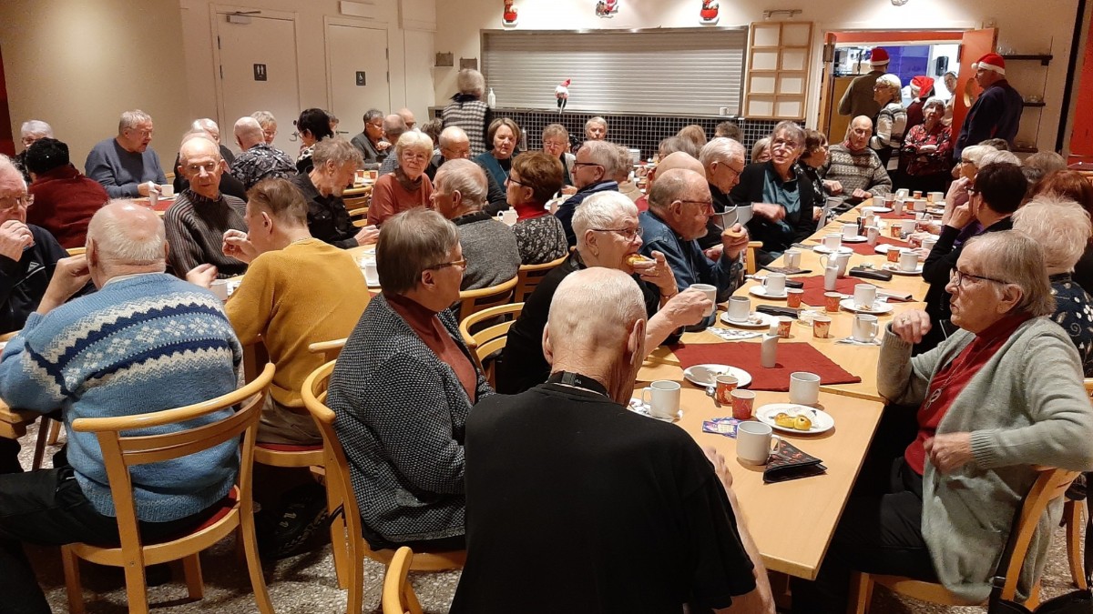 Välbesökt luciafika hos Hjärtlung i Arvidsjaur