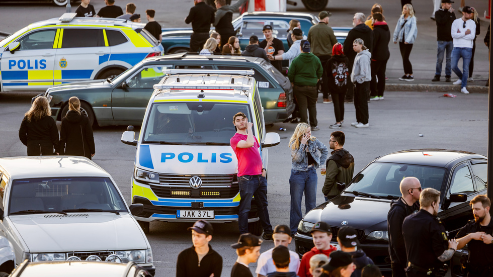 Bildextra: Vrålåk, epadunk och solsken – bilarna intog Luleå