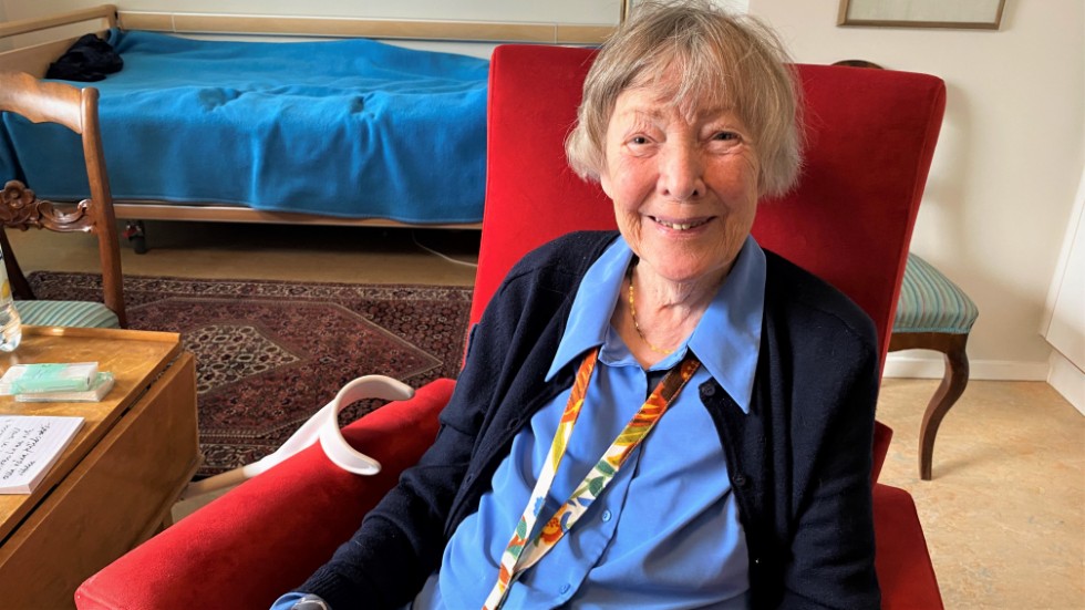 Eva, 94: "Man kan inte göra hur som helst med gamla människor"