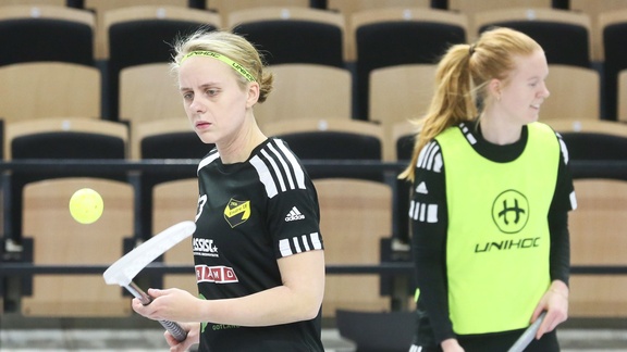 Elin Roos okända sjukdom: ”Jag var rädd att få hjälp”