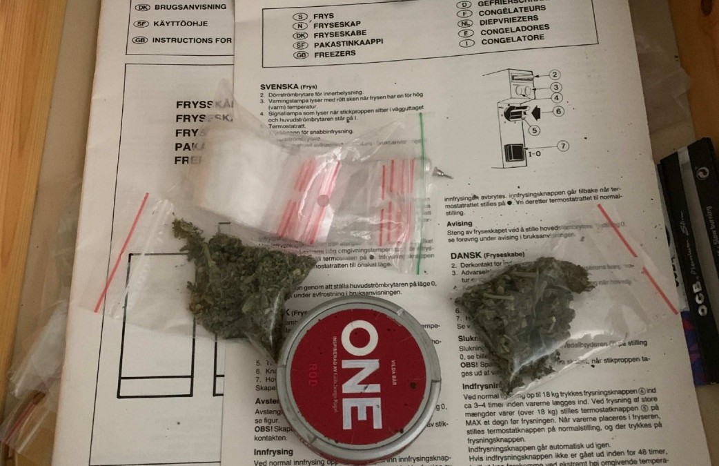 Par Greps För Narkotikabrott Två Dagar I Rad Polisen Hittade 800 Gram