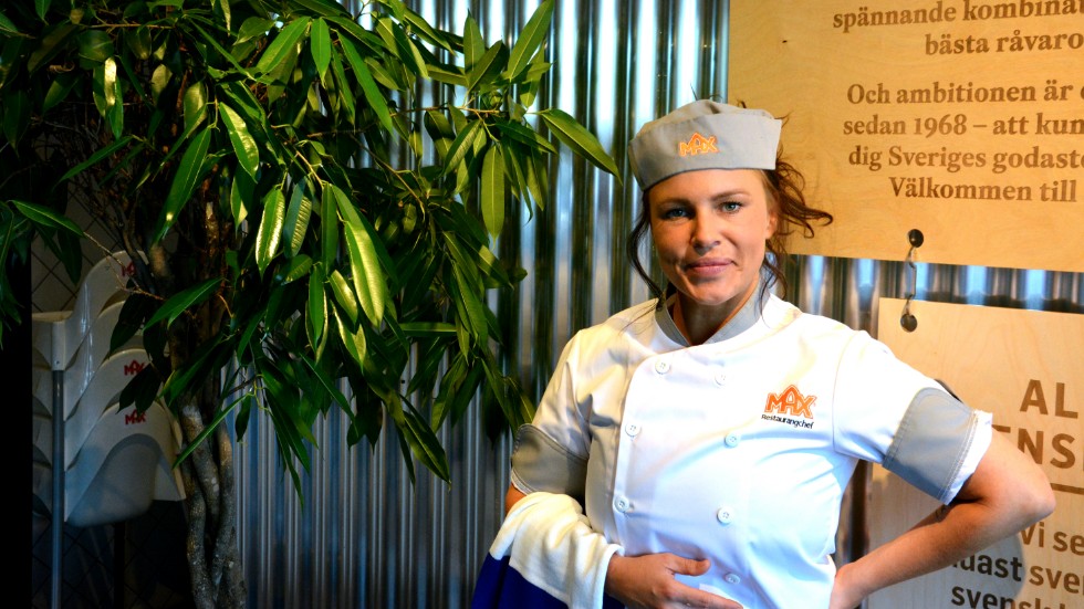 Solgass när MAX-restaurang öppnade i Åby