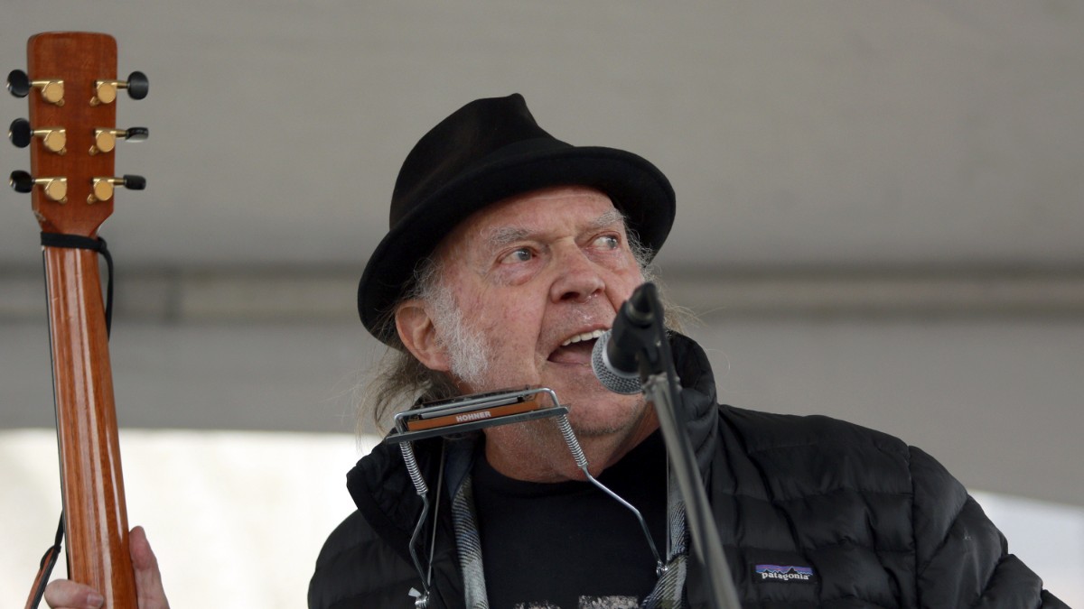 Neil Young släpper "förlorat" 70-talsalbum