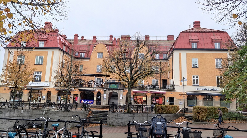 INSÄNDARE: Hur många byggnadsstilar ska man tillåta runt torget?