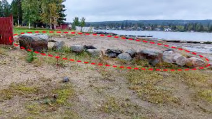 Måste ta bort stenar på strand