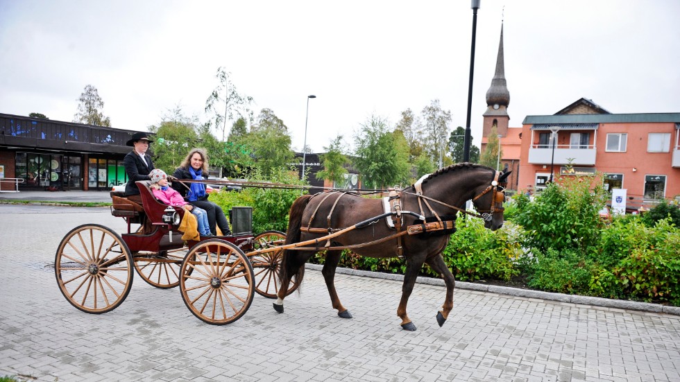 Bureus torg — en viktig mötesplats är nu invigd • Se bilder från ...
