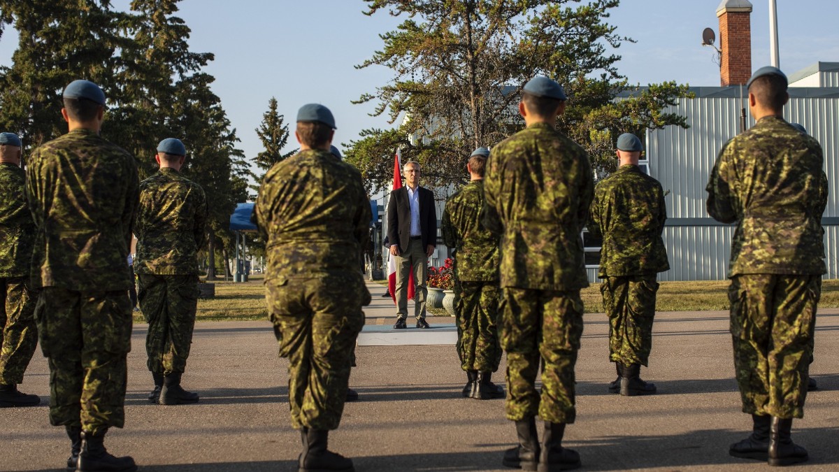 INSÄNDARE: Är Natos ledning ett gäng fullständiga idioter?