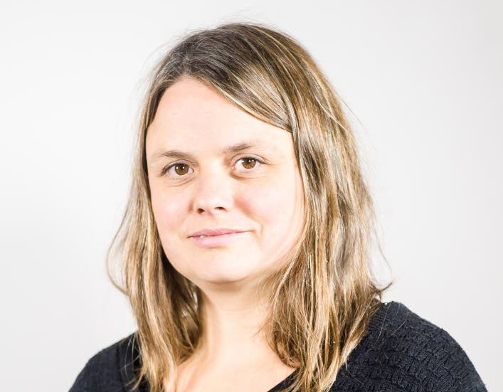 Kritiken: MP, V och Fi menar att C agerar "fejkopposition" Håkan ...