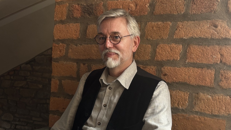 Peter designade svärden till stora fantasyserien