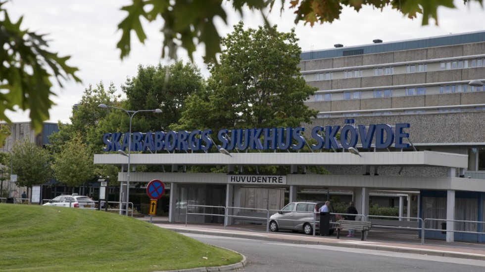 Åtta dog i utbrott på lungavdelning