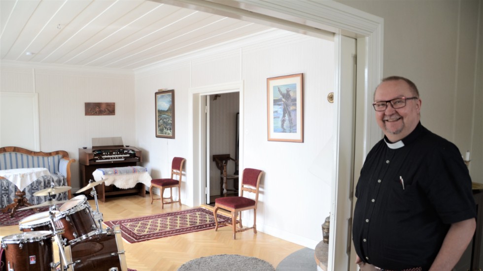 Kyrkoherdens plats i livet: "Kyrkan gillar musik – även trummor"