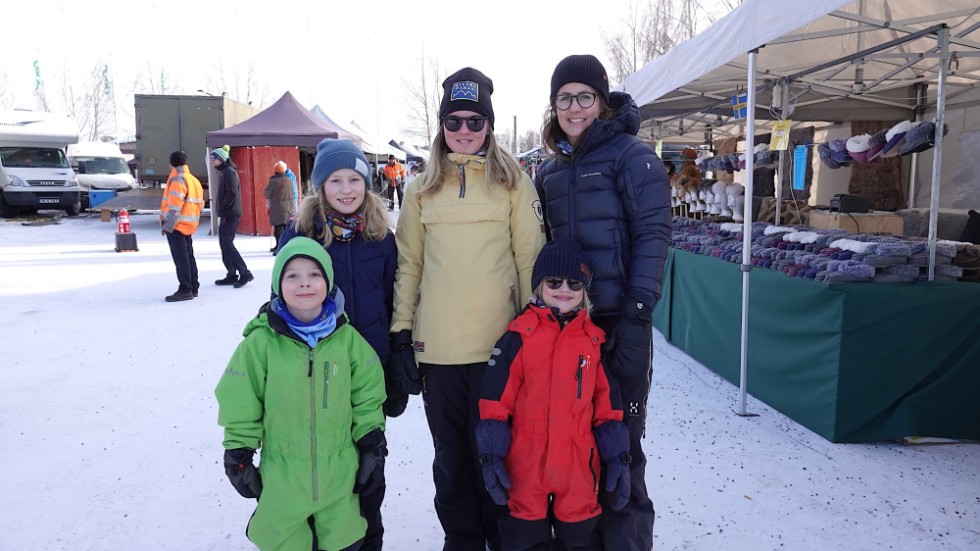 BILDEXTRA: Välbesökt vintermarknad i Arjeplog