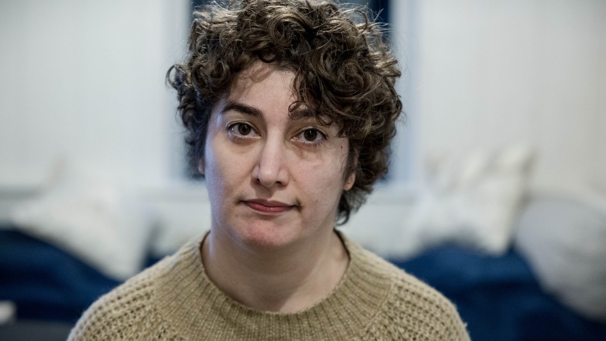 Funktionshindrade Maral får inte åka färdtjänst – trots kommunens ...