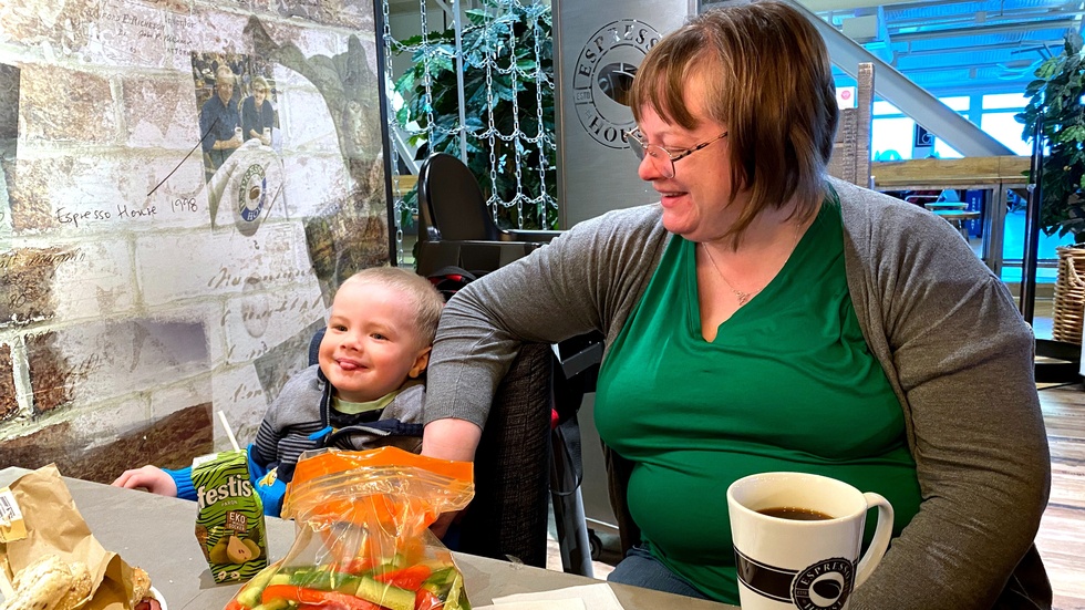 Nu går första charterkärran från Kallax: "Helt underbart"