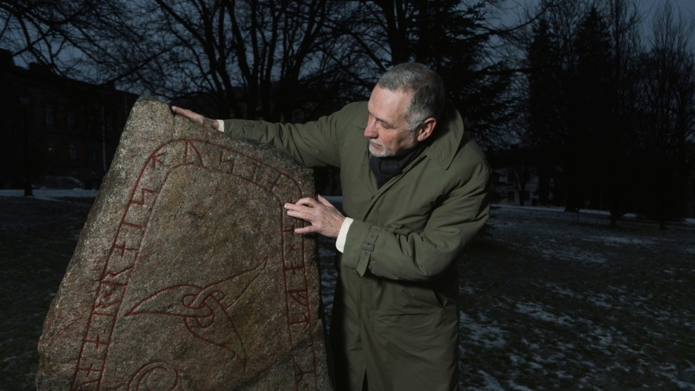 Henrik Williams Knäckte Rökstenens gåta Världens enda runologiprofessor ...