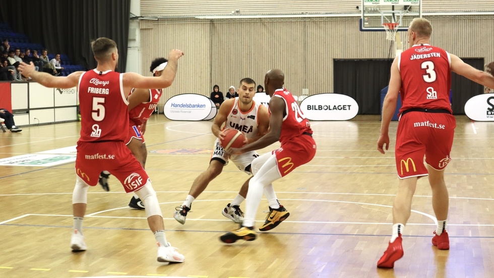 Säsongens första seger – poängsprutan vill mer: "Måste lyfta oss"