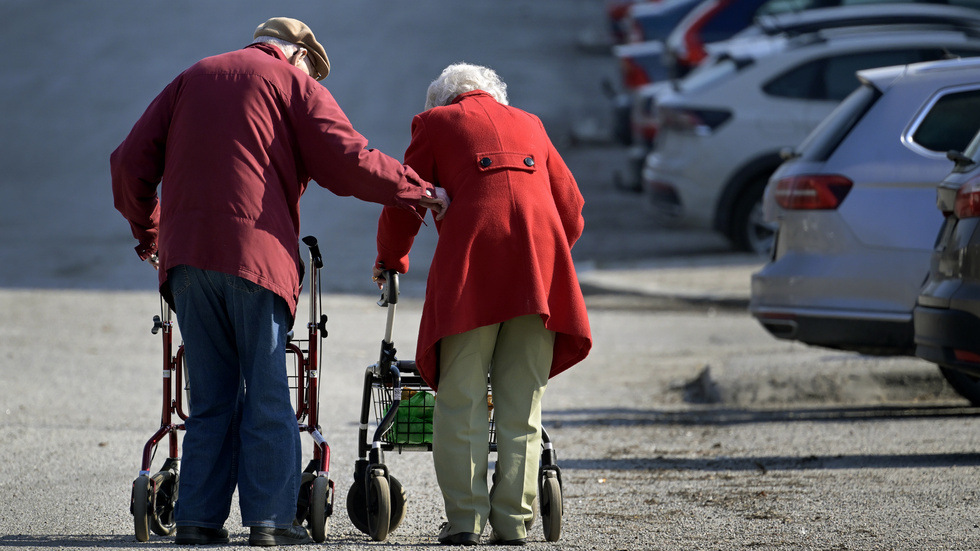 INSÄNDARE: När är man gammal och när blir man äldre?