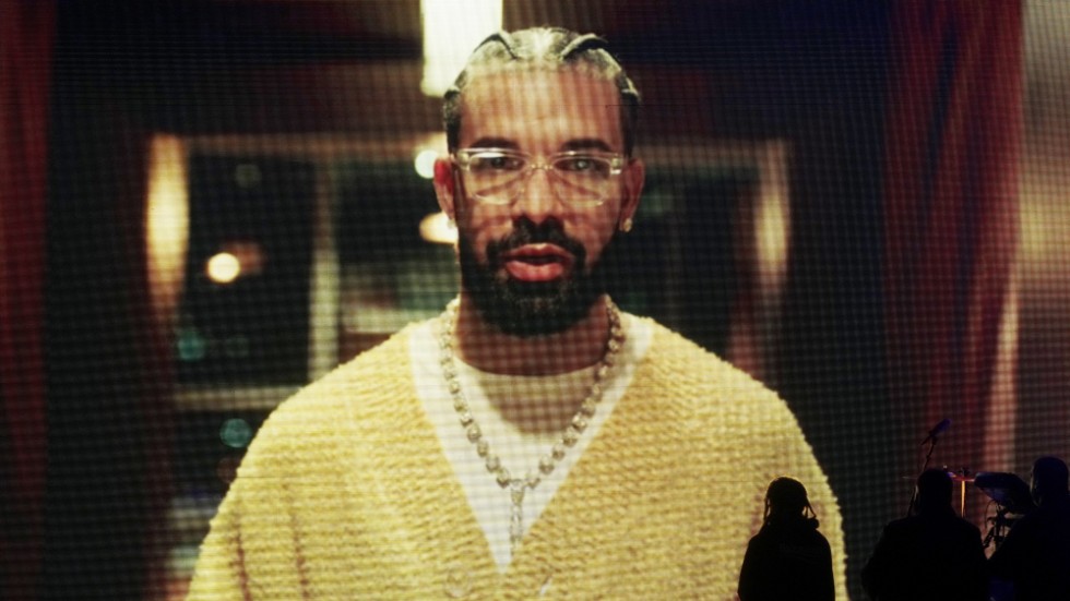 Drake överraskar med nytt släpp