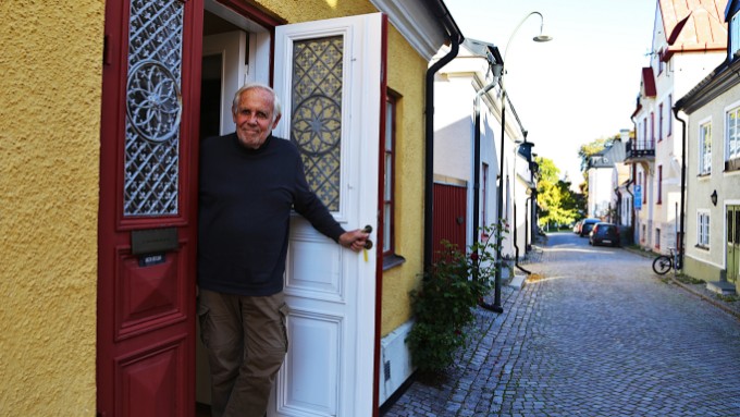 ”En läkare likställs med en langare” • Nu har Staffan Bergström ...