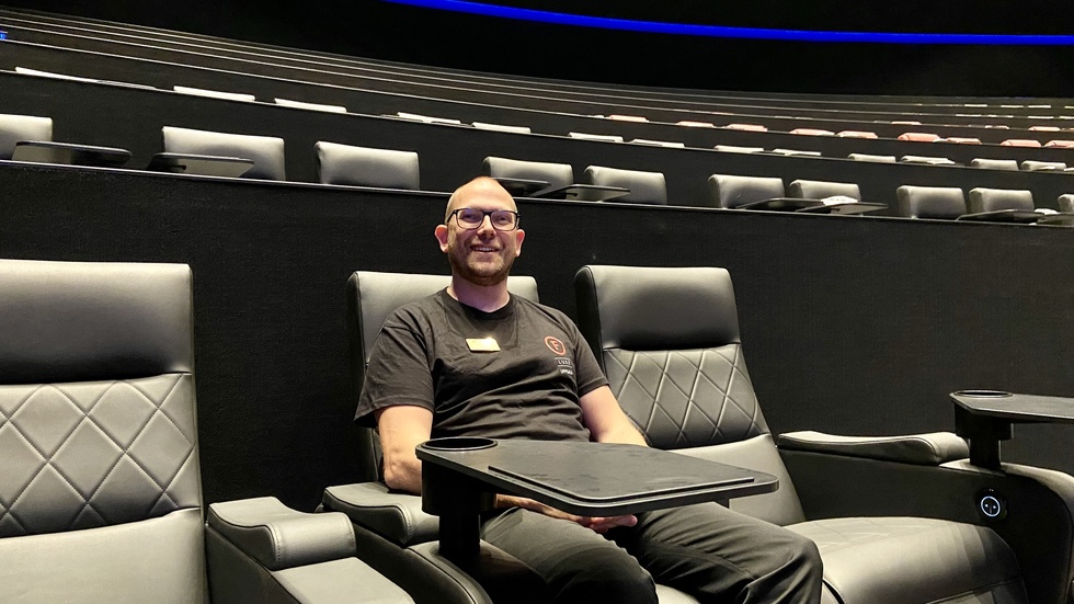 Snart öppnar jättebion – titta in i Sveriges modernaste biograf