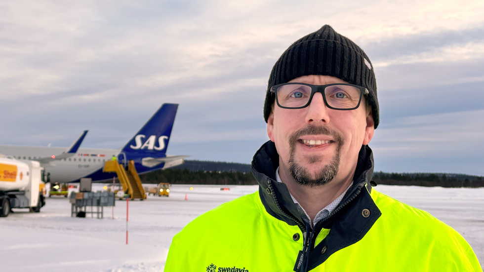 Flygplatsen sommarstänger – mitt under den heta turistsäsongen