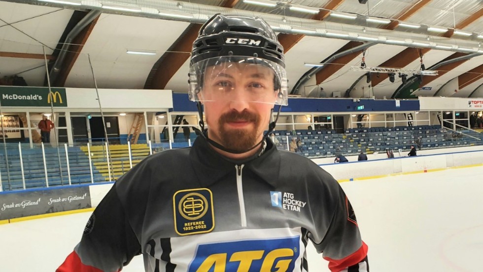 Hockeybusen Robin sadlade om – blev en förstående domare • ”Jag är van ...