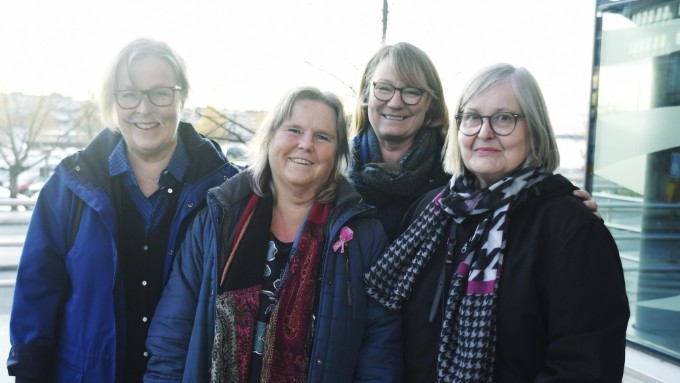 Glädje och sorg för kvinnorna bakom järnverksblues • "Tvungna att lyfta ...