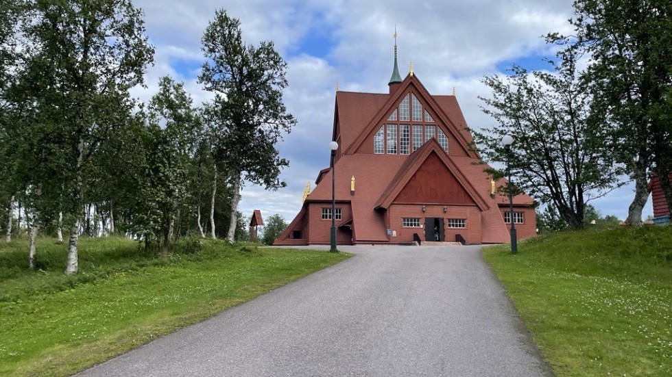 Rivningsturism – turisterna vill se stan medan den finns där