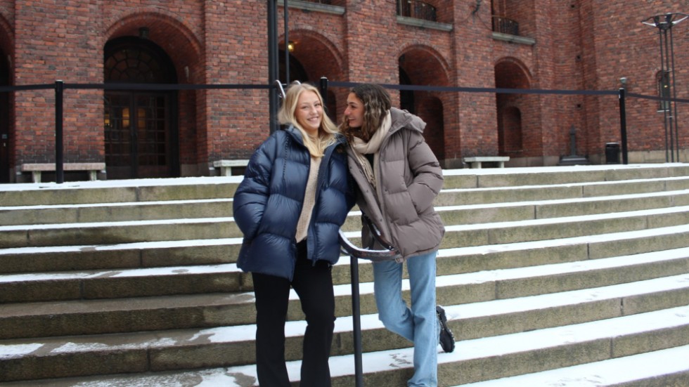 Uppsalastudenter Yngst I Servisen På Nobelbanketten Hoppas Få Servera
