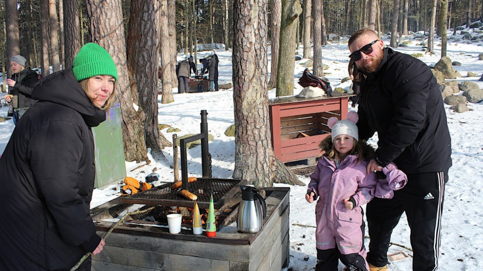 Full vinter under första vårmånaden – det gillar familjerna
