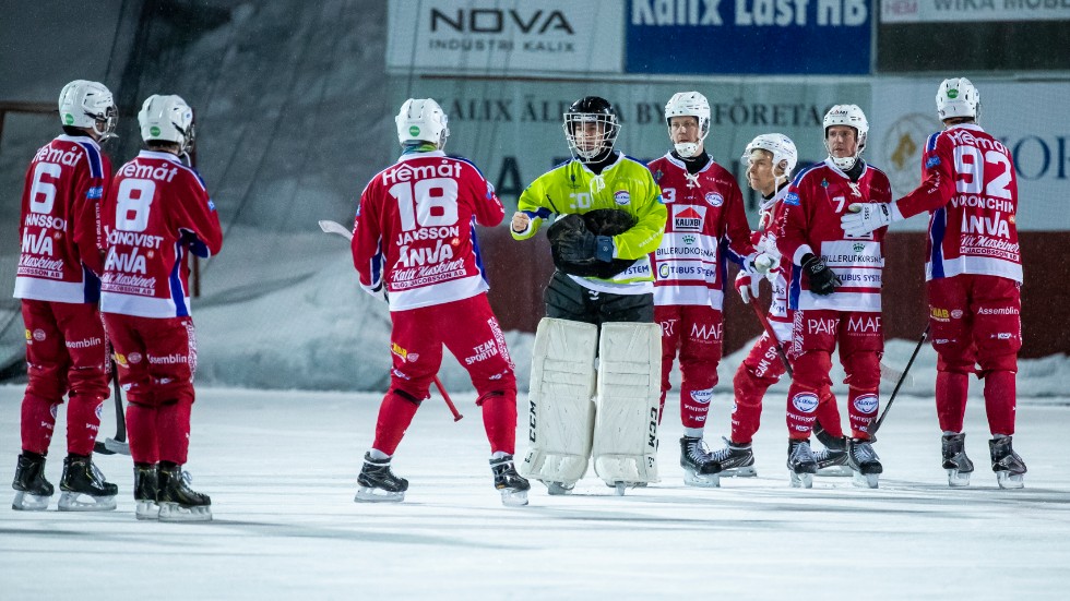 Kalix Bandy bröt ner Västanfors – Sundqvist stod för galet avgörande ...