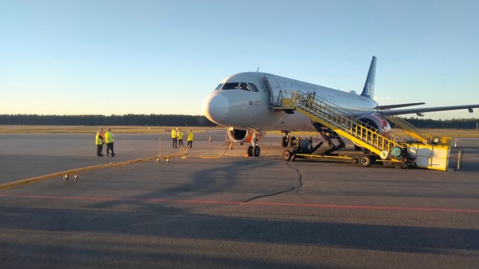 Flygplan som skulle lyfta från Skellefteå ställs in efter ...