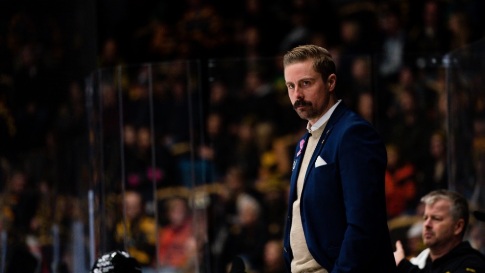 TV: AIK-tränarens hyllning till talangen: "Varit stabil hela säsongen ...