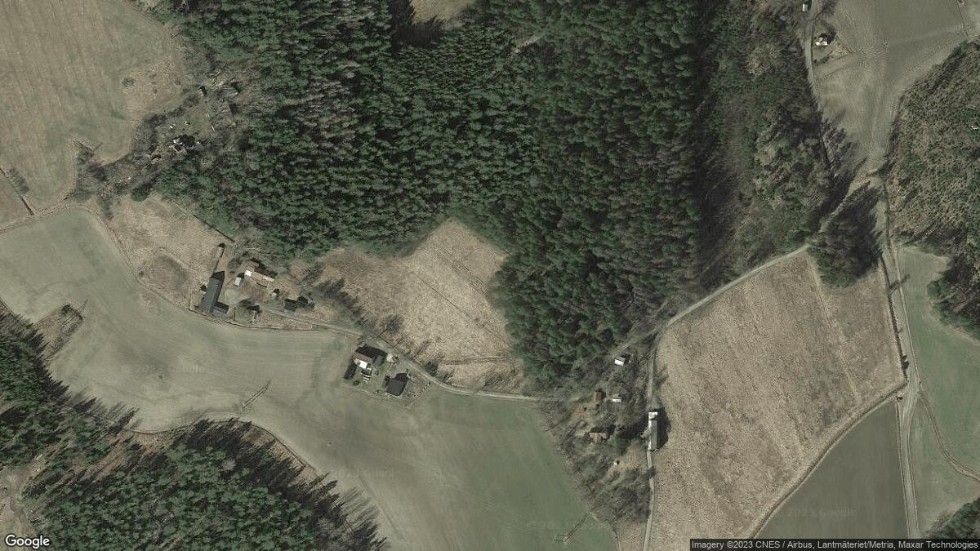 Ägarskifte för gård i Västra Husby - pris: 3 400 000 kronor