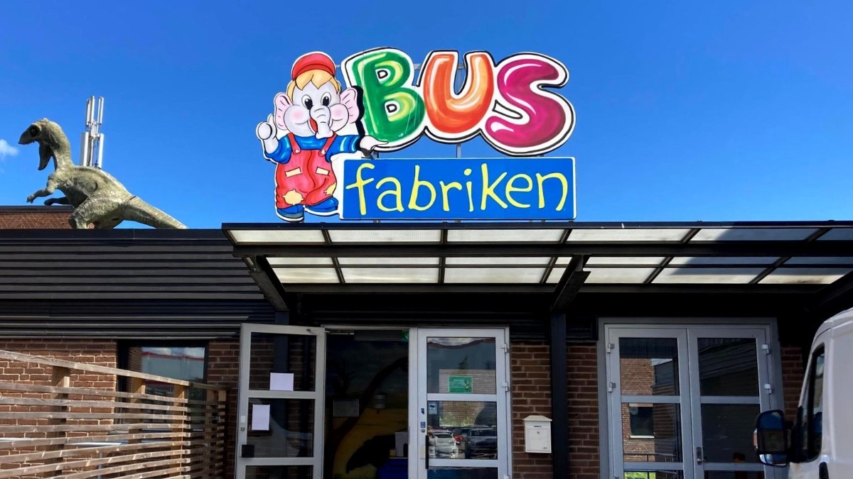 Busfabriken renoverar och bygger 2000 kvadratmeter trampolinpark i ...