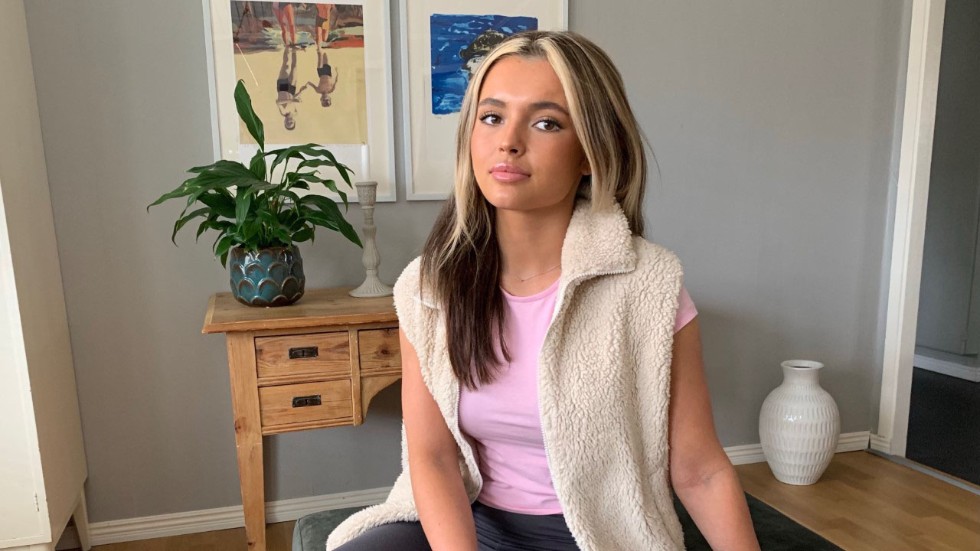 Malåtjejen Alma, 20, gör succé på Tiktok – har 800 000 följare: "Det ...