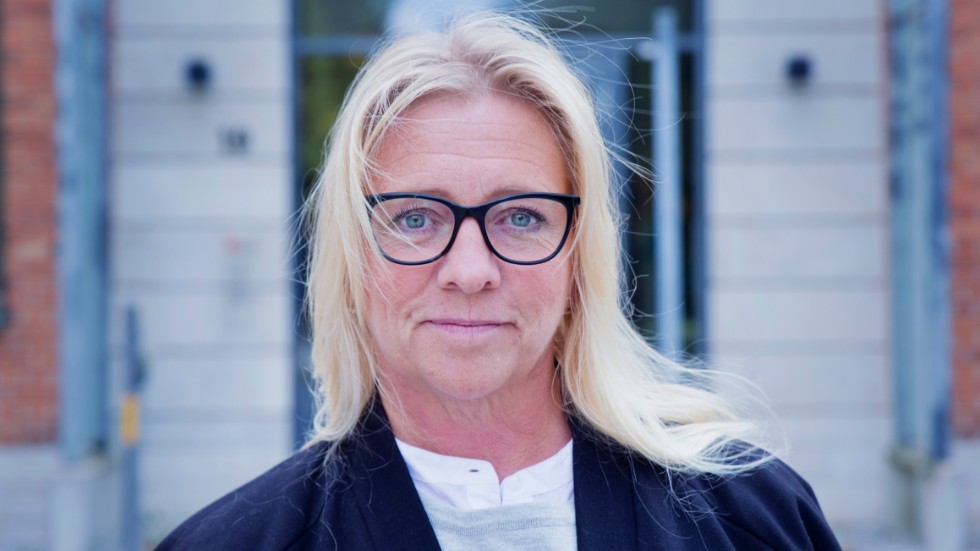 HELA LISTAN: Det läser Gotlands politiker • Män läser nästan bara ...