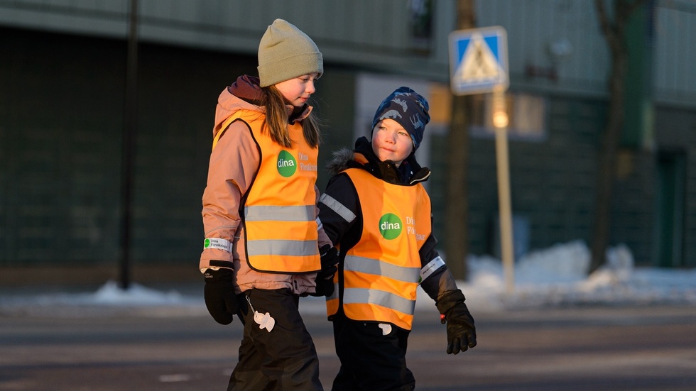 ANNONS: De delar ut gratis reflexer till alla Enköpingsbor