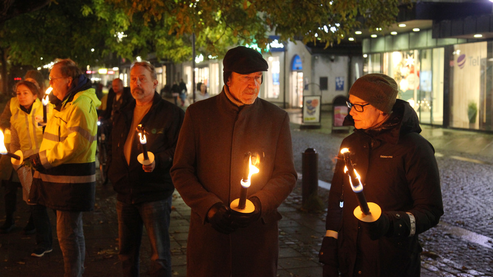 Ljusmanifestation hölls på Östercentrum